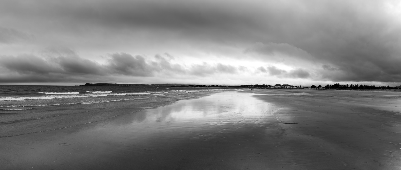 Clonea Strand on a Cold August Day – In Photos dot Org